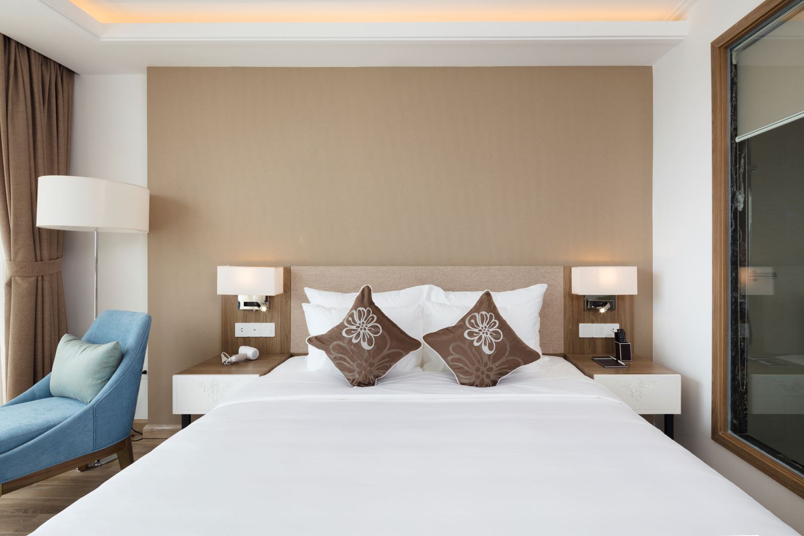 Home - COMODO NHATRANG HOTEL